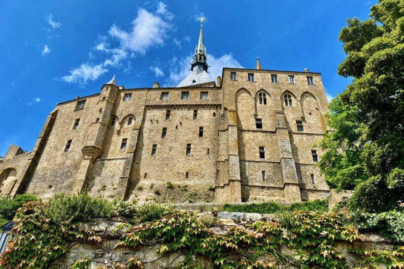 2-day Private Mont Saint-Michel, D-Day, Normandy by Mercedes - Exploring Normandy in Depth