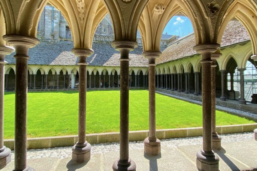 2-day Private Mont Saint-Michel, Normandy, 3 Loire Castles - An In-Depth Look at the Tour Itinerary