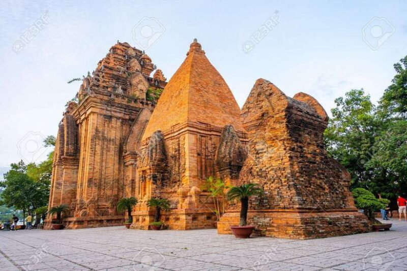 2-Day Private Nha Trang City Tour From Ho Chi Minh By Train - Exploring the 2-Day Private Nha Trang City Tour From Ho Chi Minh By Train