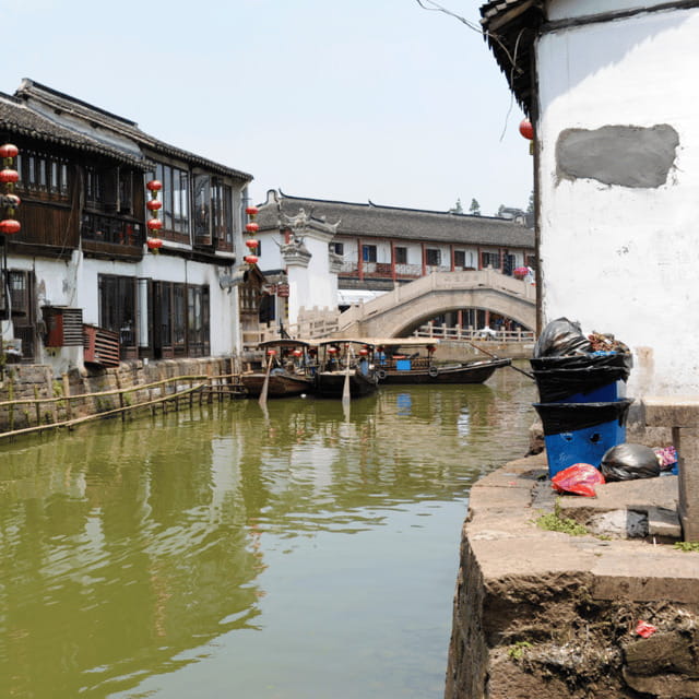 2 Day Private Shanghai Skyline to Watertown & Suzhou Garden - What to Expect in Terms of Food and Extras