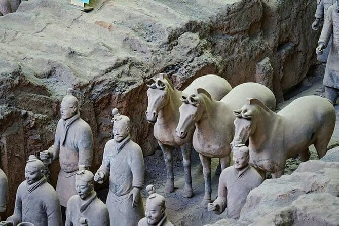 2 Day Private Terracotta Warriors and Mount Huashan Tour - Authentic Experiences and Authenticity