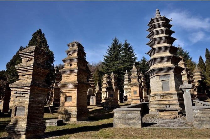 2-Day Private Tour of Luoyang City and Shaolin Temple from Zhengzhou - Key Points
