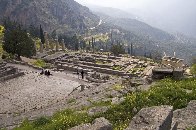 2 Day Private Tour to Amazing Delphi & Meteora - Who Should Consider This Tour?