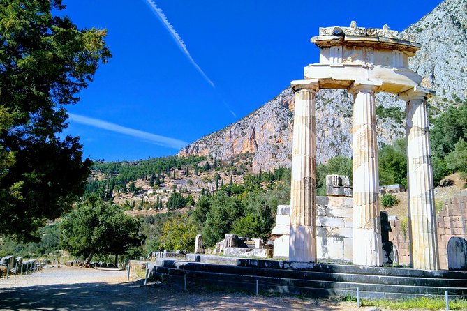 2-Day Private Tour to Delphi & Meteora With Great Lunch Included - Discover the Ancient Site of Delphi