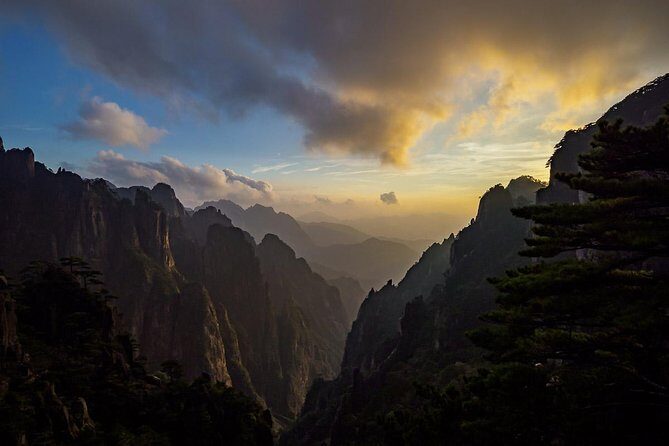2-Day Private Trip to Huangshan and Hongcun from Shanghai with Accommodation - Authentic Experiences and Practical Tips