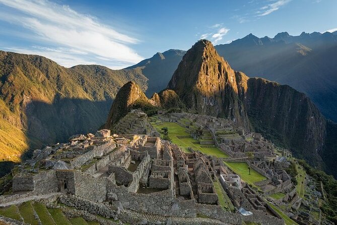 2-Day Short Inca Trail to Machu Picchu - Exploring Machu Picchu