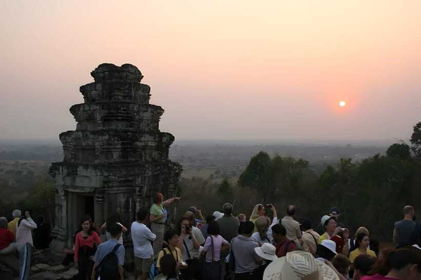 2-Day Temple private Tours, Lunch included - FAQs