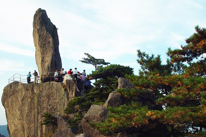2-Day Tour Private Huangshan Yellow Mountain Tour from Shanghai - FAQ