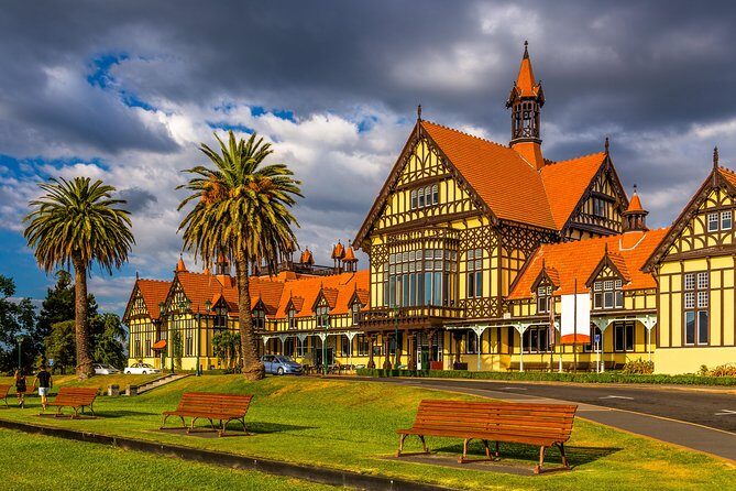 2 Day Waitomo Caves, Hobbiton Movie Set and Rotorua Tour from Auckland - Final Thoughts: Who Should Consider This Tour?