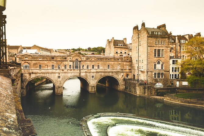 2-Day Windsor, Stonehenge, Bath & Oxford Tour Including Admission - Accommodation Options