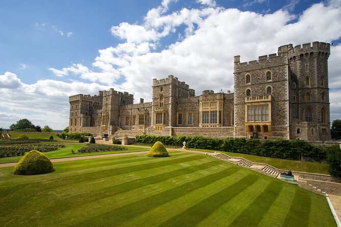 2-Day Windsor, Stonehenge, Bath & Oxford Tour Including Admission - Group Booking Considerations
