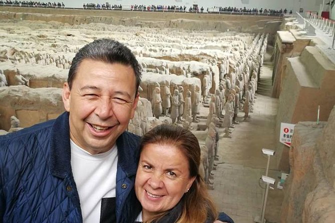 2-Day Xi'an Sightseeing All-Inclusive Private Custom-Made Combo Tour - Day 1: From the Terracotta Warriors to the Muslim Quarter