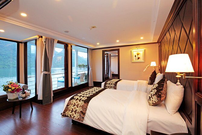 2 days 1 night at Best 4-Star Cruise with Private Balcony Cabin - Best Price - Who Should Consider This Tour?