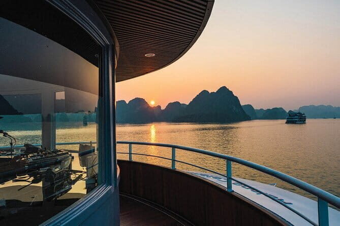 2 Days 1 Night The Catba Catamaran Paradise Cave Tour - The Itinerary: What Really Happens