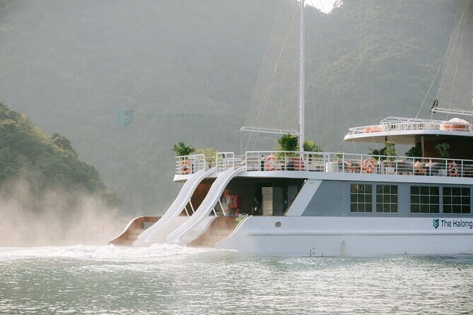 2 days/1night Cat Ba Catamaran and Paradise Cave Experience - Analyzing the Value