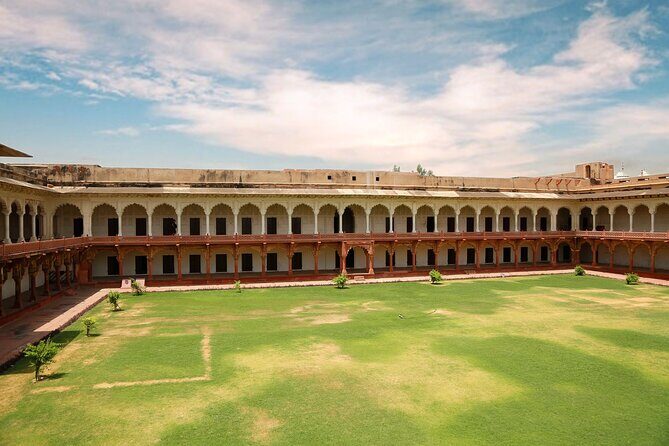 2 Days Agra Tour From Delhi with Fatehpur Sikri & bird Sanctuary - A Practical Look at the 2-Day Agra Tour