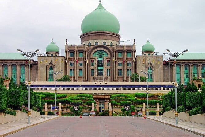 2 Days Cameron Highlands, Batu Caves & Kuala Selangor Fireflies Tour - Authentic Experiences and Traveler Feedback