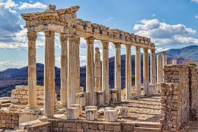 2-Days Gallipoli Troy Pergamon Acropolis Tour From Istanbul to Kusadasi - Pickup and Meeting Points