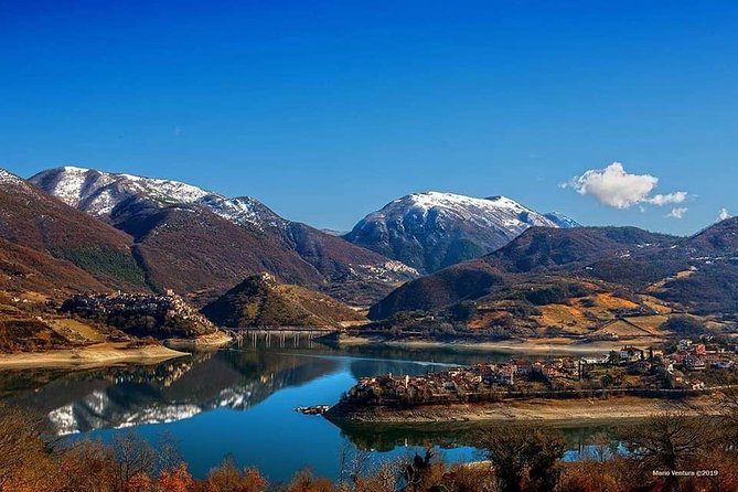 2 days: Hike the peak, Kayak the lake, visit Castle and best food - The Sum Up