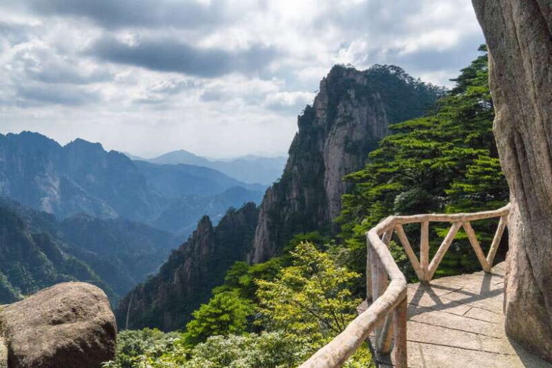 2 Days Huangshan Private Tour for Essence of Yellow Mountain - Practical Tips for a Smooth Experience