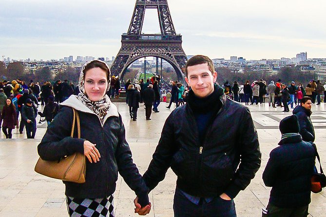 2 Days in Paris With a Friendly Local Guide - Navigating With Ease: the Metro Experience