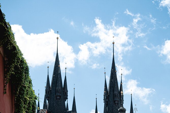 2 Days of Prague Exploration: Left and Right bank of Vltava River - The Sum Up
