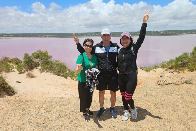 2 Days One Night Tour at Pink Lake Natures Window and Pinnacles - An Introduction to Western Australias Hidden Gems