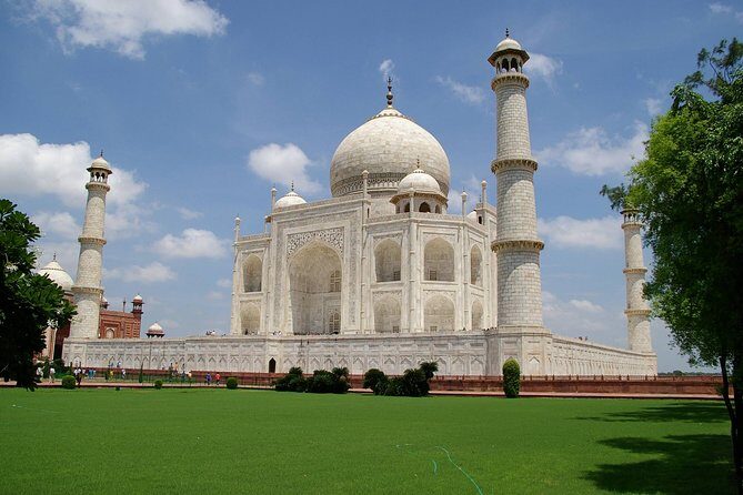 2 Days (Overnight) Agra Tour by Gatimaan Train With Hotel Accommodation - Arriving in Agra: The Journey Begins