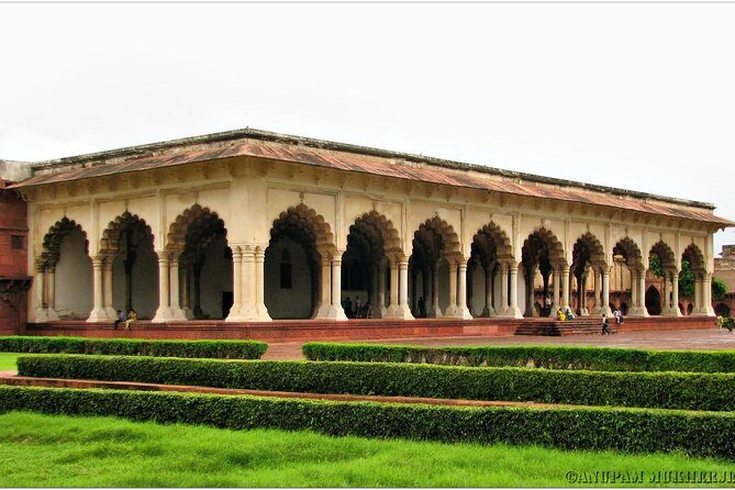 2-Days Private Taj Mahal Sunrise Tour from Mumbai by Round Trip Flights - Transportation and Comfort