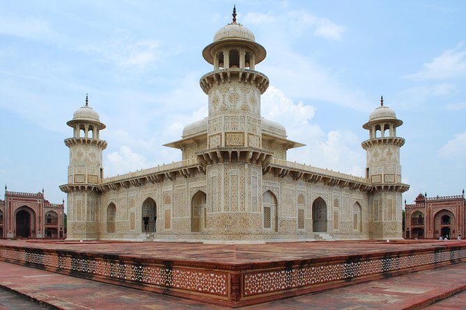 2-Days Private Taj Mahal Sunrise Tour from Mumbai by Round Trip Flights - Pricing and Value Analysis