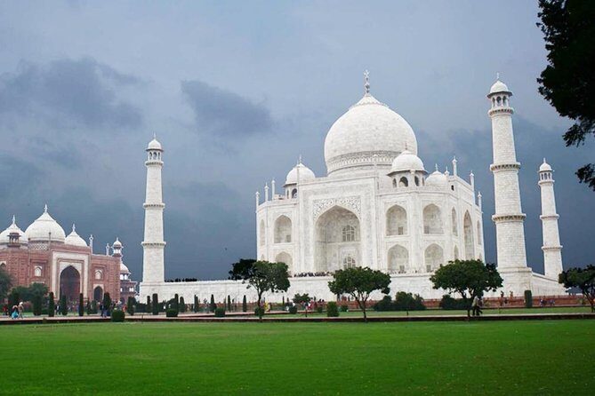 2-Days Private Taj Mahal Sunrise Tour from Mumbai by Round Trip Flights - Who Is This Tour Best For?