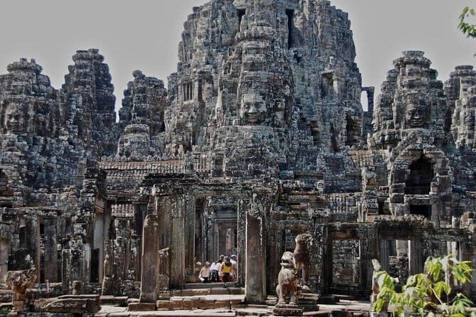 2-Days Private Tour Explore Angkor Wat and Floating Village - Exploring Angkor Thom and its Highlights