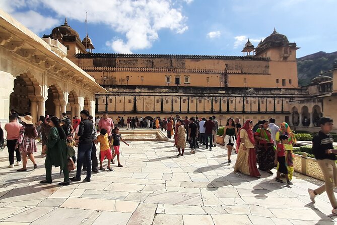 2 Days Private tour of Jaipur with Amber Fort and City Palace - Detailed Breakdown of the Itinerary