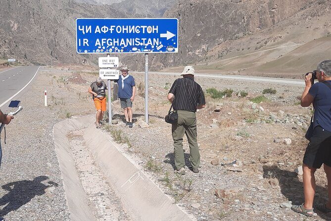 2 Days Private Tour to Pamir Highway with Transfer - Key Points