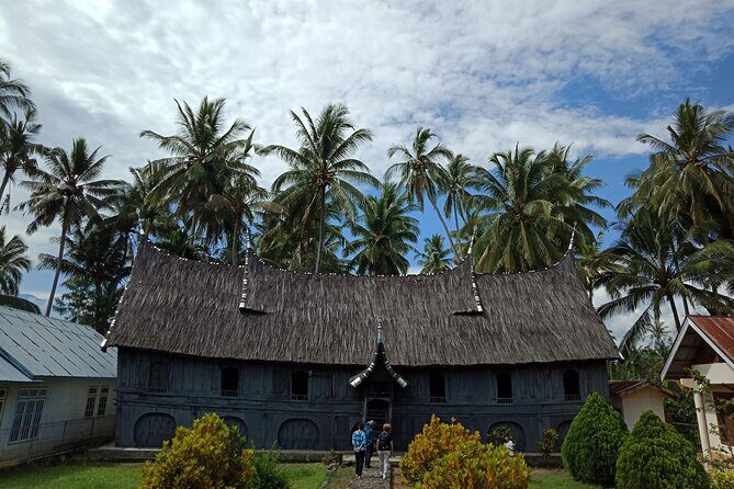 2 Days Private Tour to See Bull Race and Raflesia Arnoldi Flower - An Overview of the 2 Days Private Tour to See Bull Race and Raflesia Arnoldi Flower