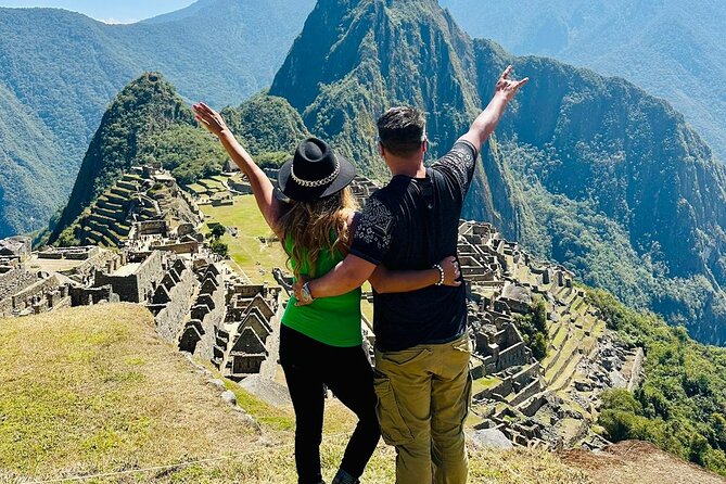 2 Days Sacred Valley and Machu Picchu Tour - Exploring the Sacred Valley