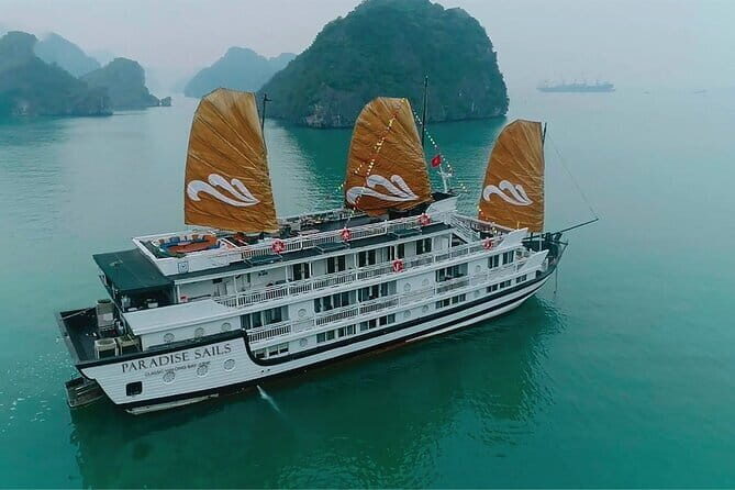 2 days Valentine Tour in 5 Stars Cruise from Hanoi to Halong Bay - Key Points