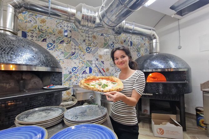 2-Hour Authentic Italian Pizza Making Class in Naples - What Makes This Tour Stand Out?