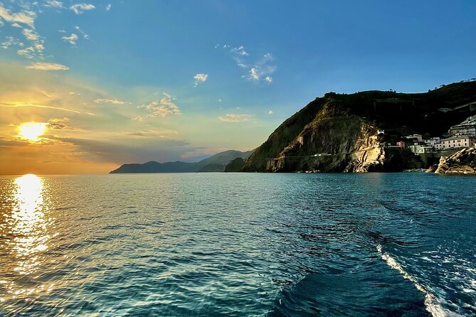 2-Hour Boat Tour at Sunset in the Cinque Terre With Pesto Tasting and Focaccia - Guest Feedback