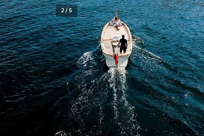 2-Hour Boat Tour at Sunset in the Cinque Terre With Pesto Tasting and Focaccia - The Sum Up