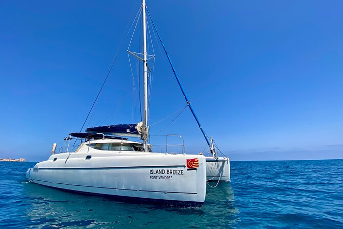 2 Hour Catamaran Boat Tour - Sunset Views and Exploration