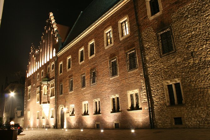 2-Hour City Walking Tour in Creepy Krakow - Traveler Reviews and Feedback