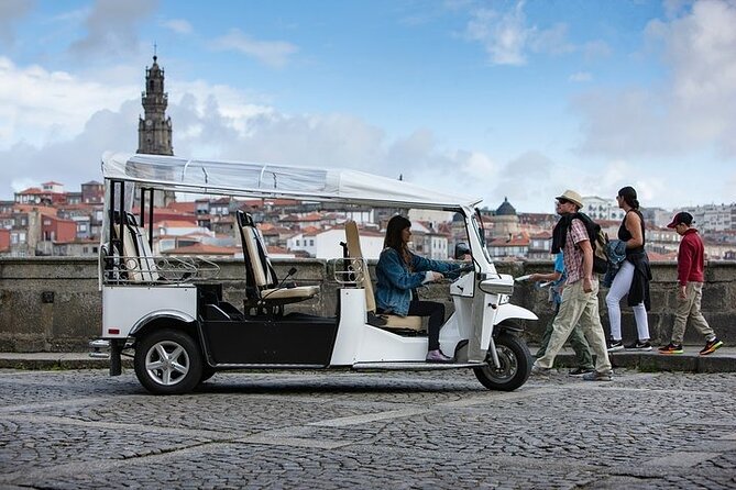 2 Hour Discover Gaia on a Private Eco-Friendly Tuk Tuk Tour - Discovering the Coastal and Cultural Highlights