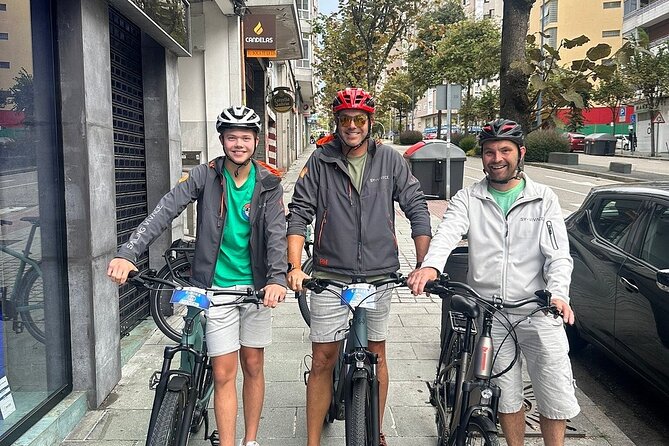 2 Hour Electric Bike Tour - Meeting and Pickup