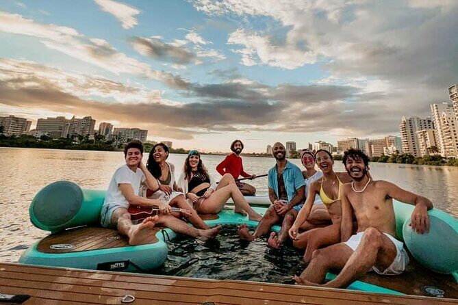 2-Hour Floating Hangout in Condado with Prosseco and Charcuterie - What to Expect: The Day of Your Floating Adventure