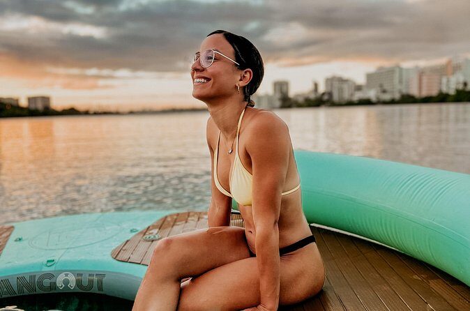 2-Hour Floating Hangout in Condado with Prosseco and Charcuterie - Pricing and Value