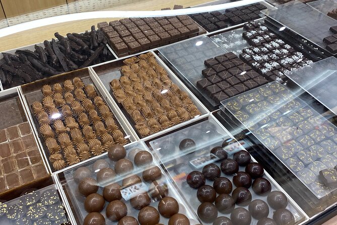 2-Hour Foodie Tour With 10 Tastings in Aix-En-Provence - Tasting Menu