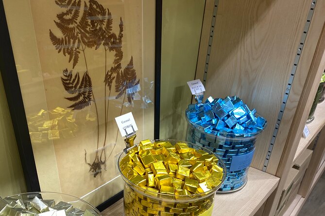 2-Hour Foodie Tour With 10 Tastings in Aix-En-Provence - Tour Experience