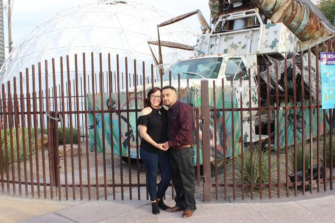 2-Hour Fremont Walking Tour with Photos and Champagne - Practical Considerations