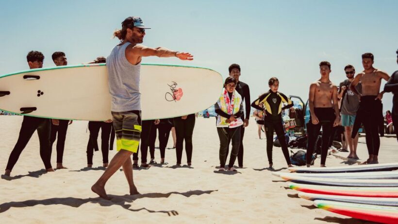 2 Hour Group Surf Lesson in Miami Beach - Key Points